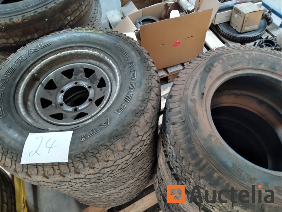8 Tires 235 70 R16 - Tires - auctelia.com