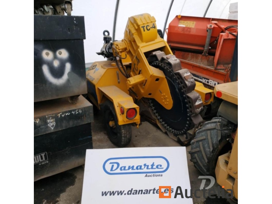 Autonomous Trench Compactor. Vermeer TC4 - REF1253 - Road constructio ...