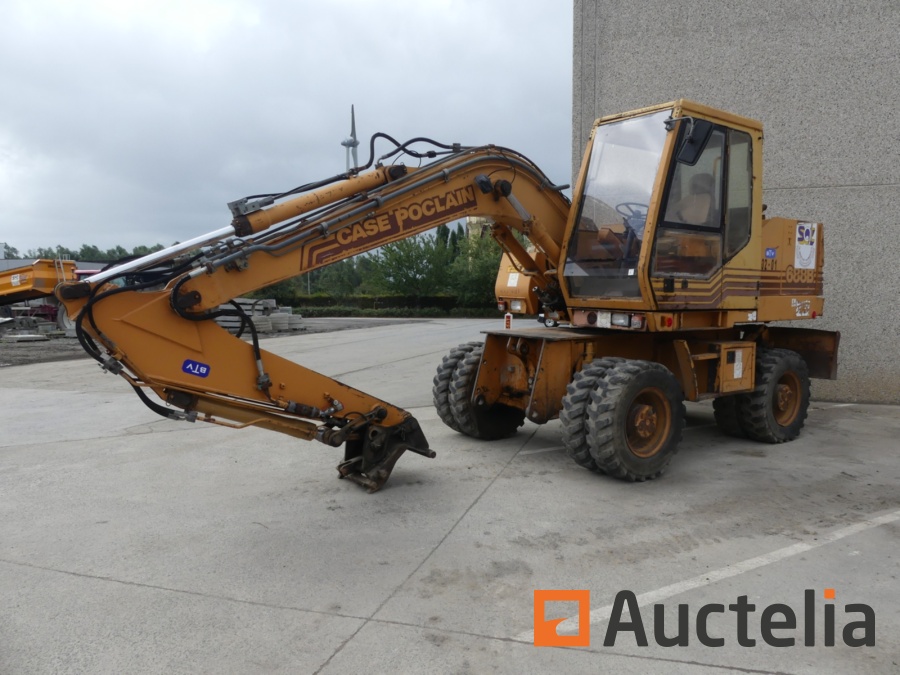 Excavator on wheels Case Poclain 688B-P - Excavators - Wheeled excavat ...