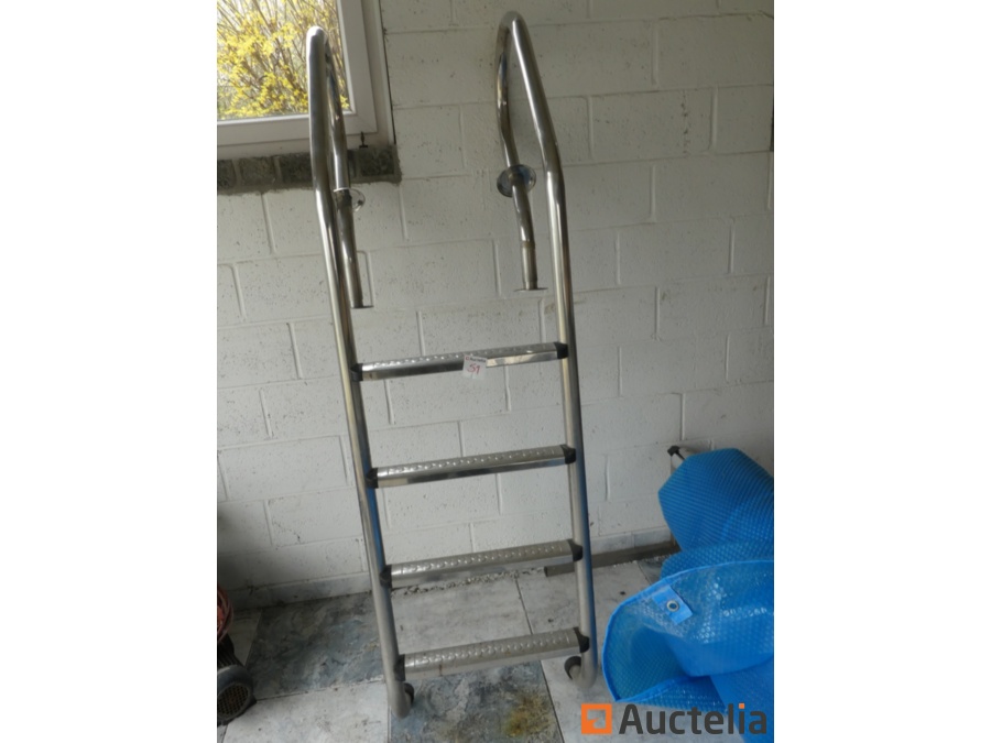Floating shutter for swimming pool with hose reel, Ladder stainless st ...