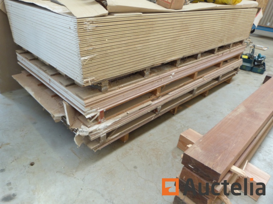 Gyproc panels - Construction materials - auctelia.com