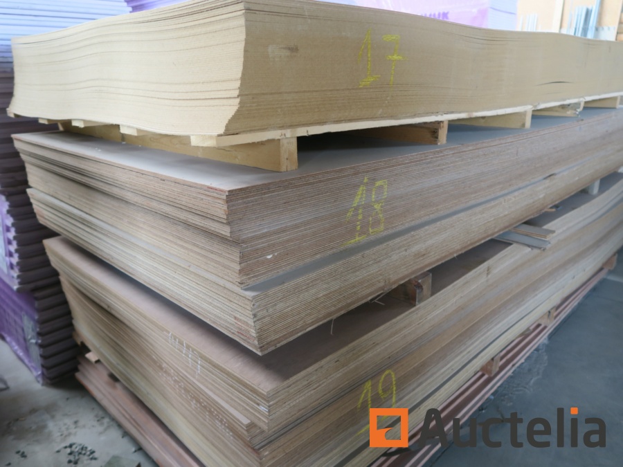 Lauan BB / CC multiplex panels - Construction materials - auctelia.com