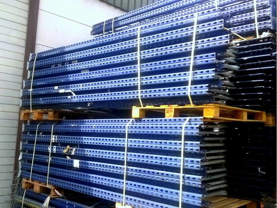 Pallet racks 12 Upright frames of 2,9m + 36 beams of 3,6m - Storage ...
