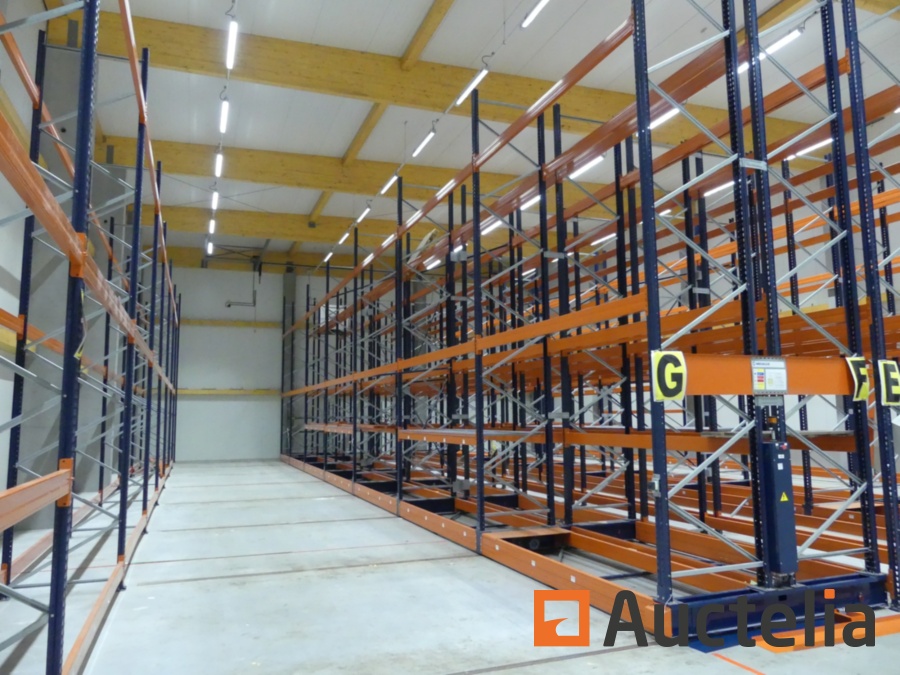 Pallet racks Mecalux on wheels electrically operated (ref.002) - Palle ...