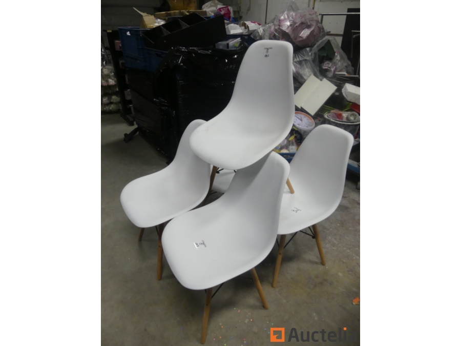 PVC Chairs with wooden base - Chairs - auctelia.com