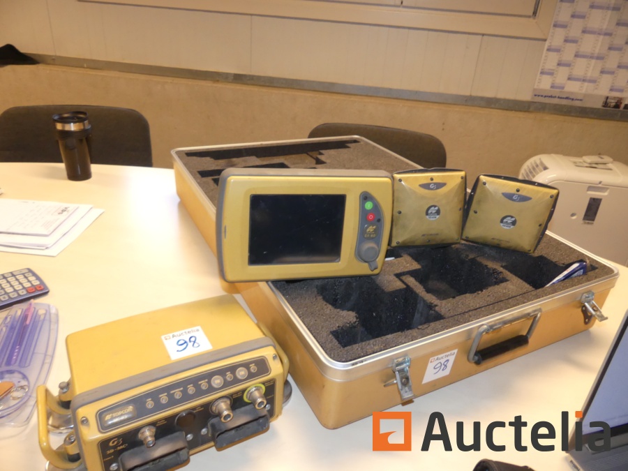 Receiver-GPS 3D satellite positioner for field measurements Topcon MC ...