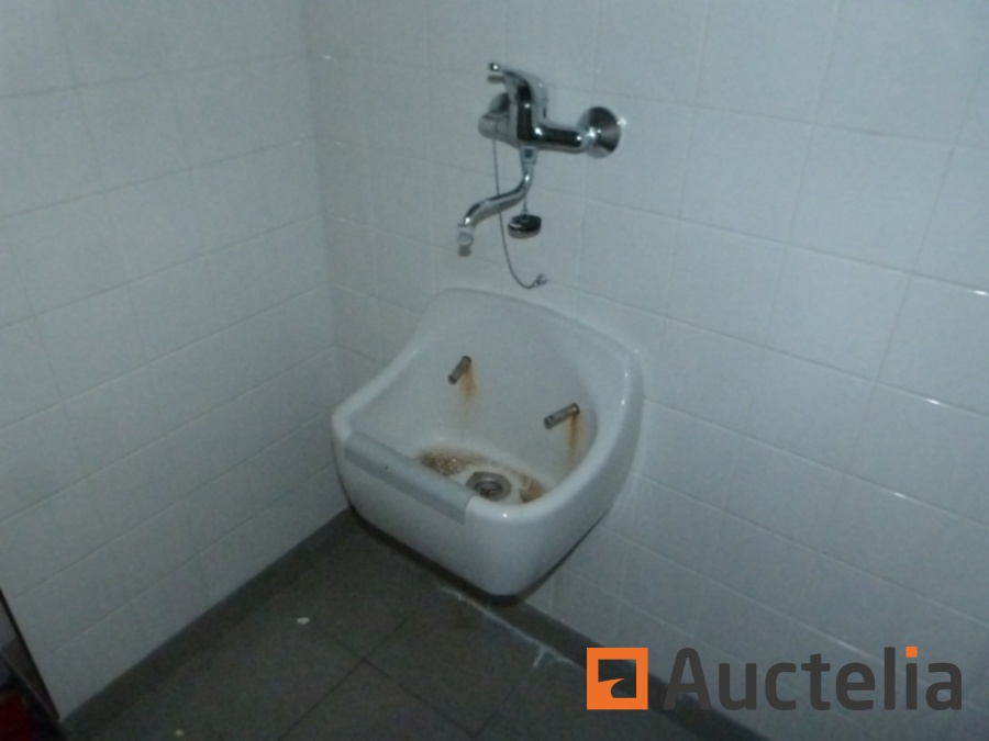 Sanitary and toilet - Office furniture - auctelia.com