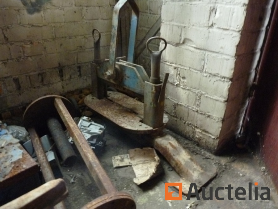Tile cutters and slabs mechanical - Tile cutting - auctelia.com
