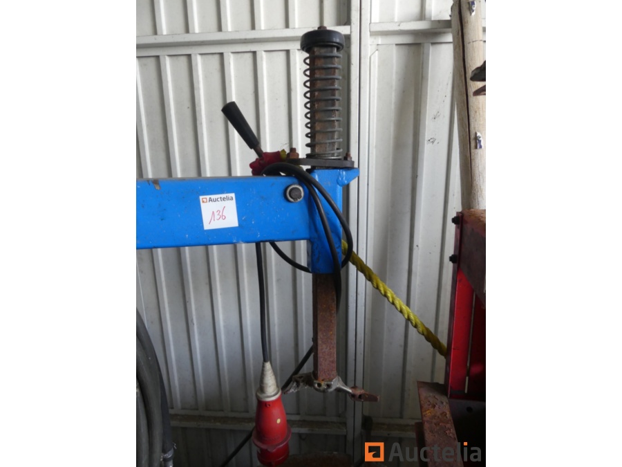 Tire-changer Beissbarth Servomat MS 43, Wheel balancer Balco B948 - Ga ...