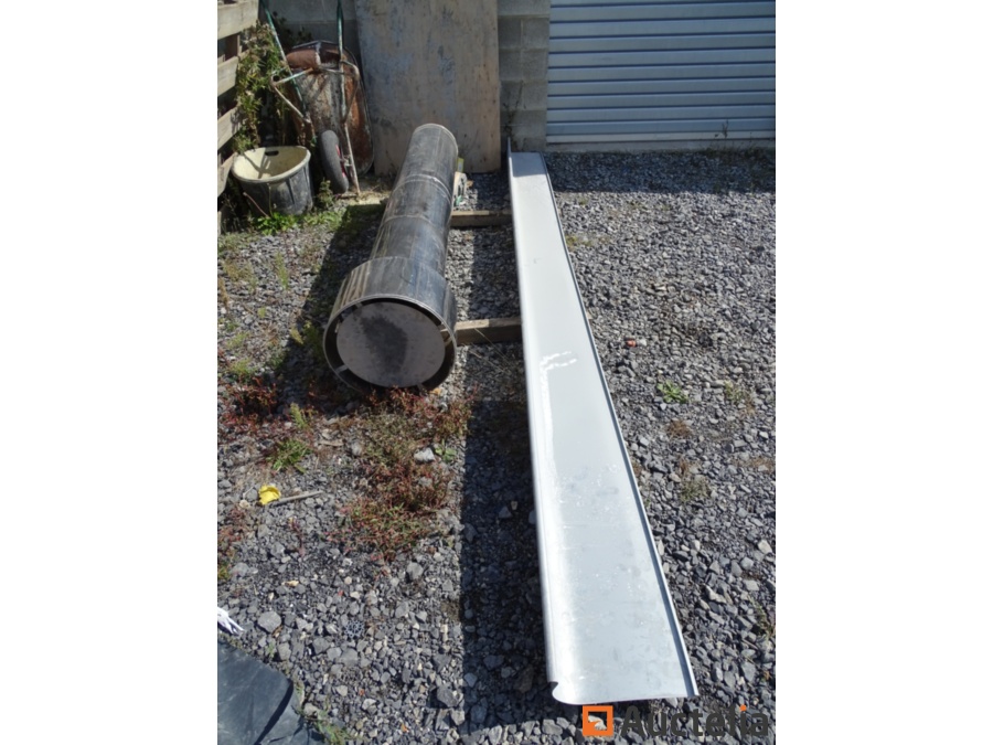 Buse de cheminée Inox, Gouttière ZINC - Construction / Génie civil - M ...