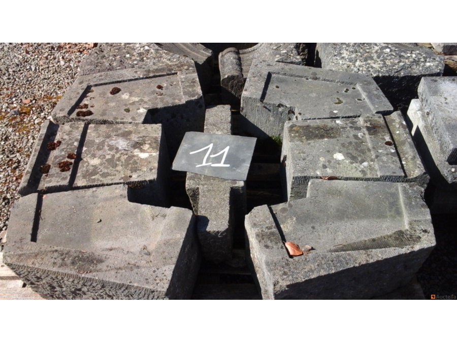Petits cintres en pierre bleue - Construction / Génie civil - Accessoi ...